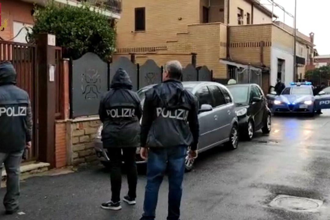 Il racket dei calabresi a Roma, confiscato il tesoretto dei fratelli ...