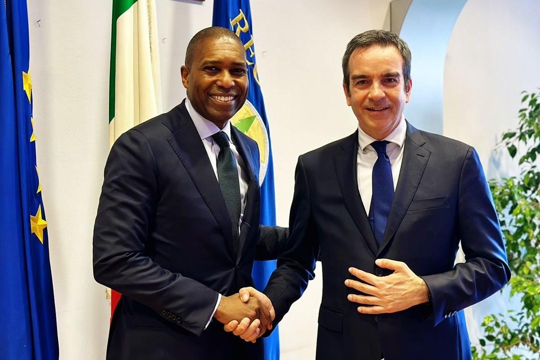 Uber arriva in Calabria, Occhiuto incontra il vicepresidente Tony West ...