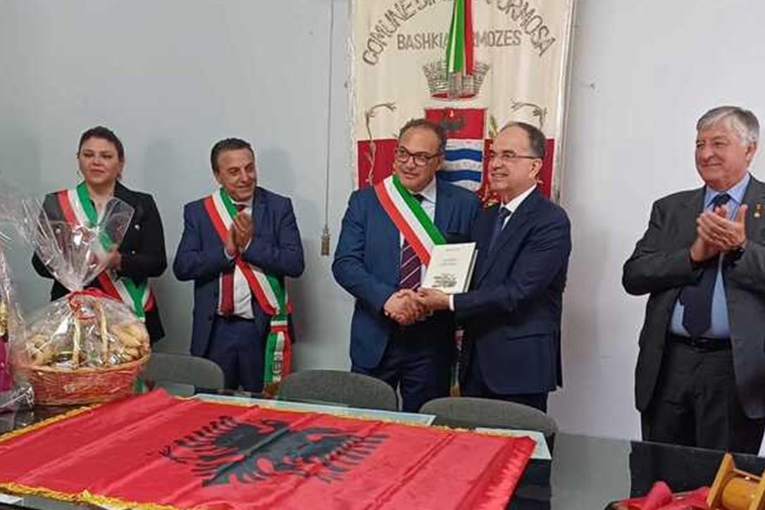 Presidente dell’Albania Begaj a comunità arbëreshe calabrese: «Grazie»