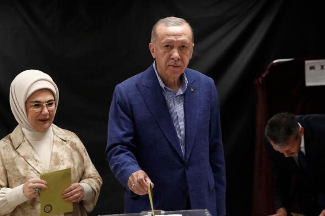 Erdogan vince le elezioni in Turchia: si riconferma presidente con il ...