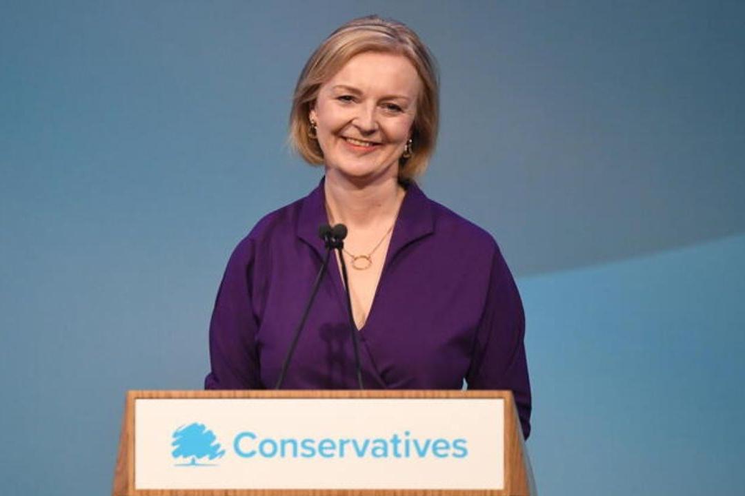 Liz Truss è la nuova premier britannica, terza donna dopo Thatcher e ...