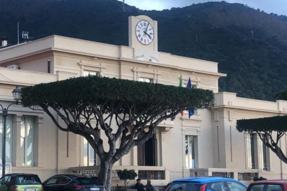Arresti nel Reggino, indagato dipendente del Comune di Scilla