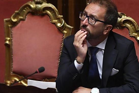 Caso Bonafede, il Senato respinge le mozioni di sfiducia: il ministro ...