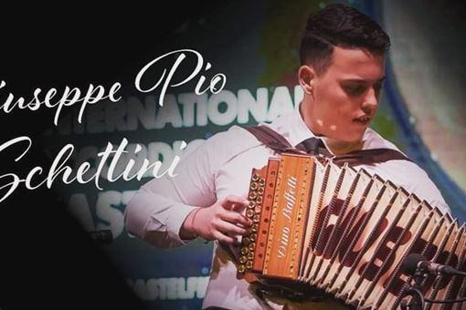 Giuseppe Pio Schettini campione mondiale di organetto