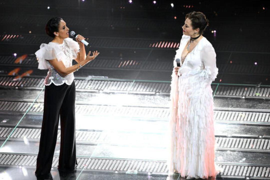 Noa e Mira Awad a Sanremo: un duetto che parla di pace tra Israele e ...