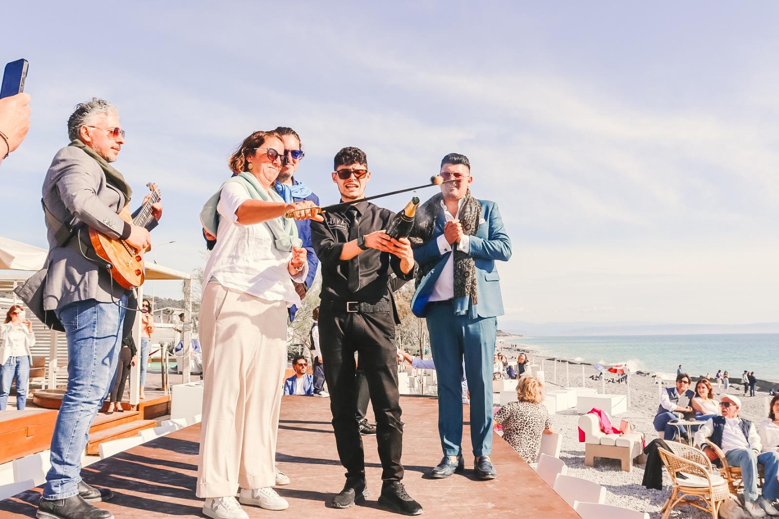 Al Riva Restaurant di Falerna il 25 Aprile si canta l’Italia: musica ...