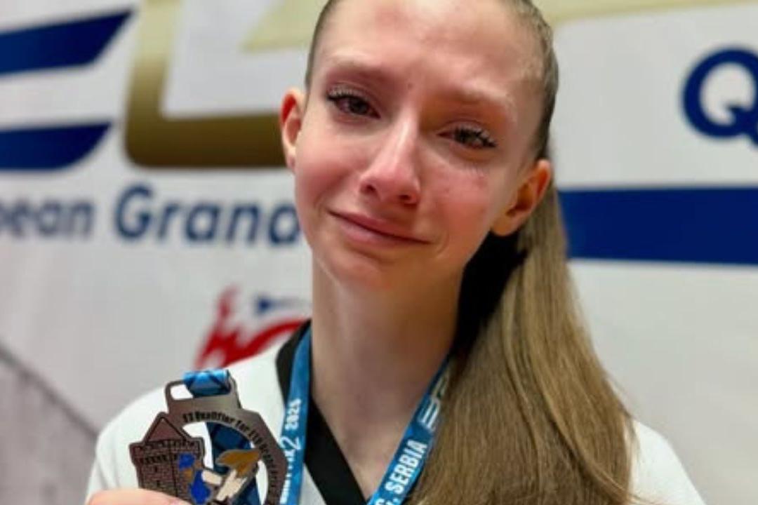 Taekwondo, la calabrese Lorena Loria conquista la medaglia di argento ...