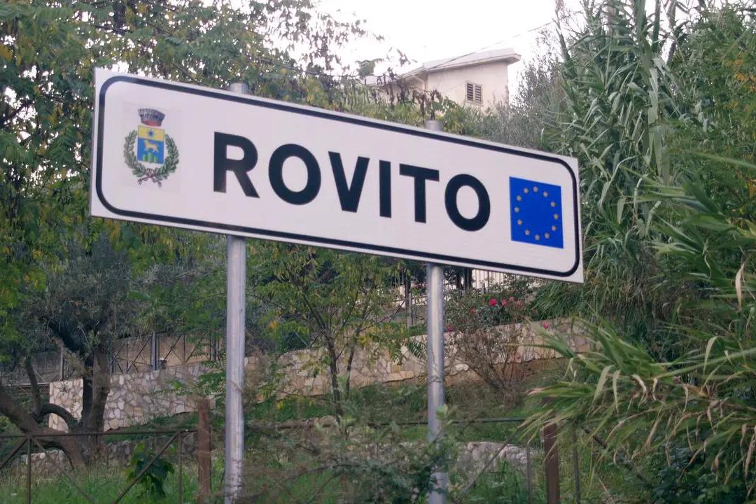 Terremoto politico a Rovito: si dimettono vicesindaco e due assessori