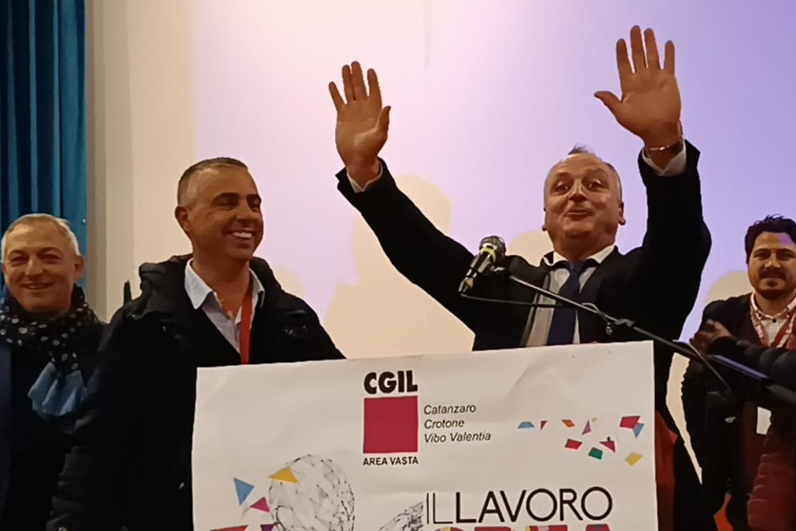 Cgil: Enzo Scalese rieletto segretario dell'Area Vasta Catanzaro ...