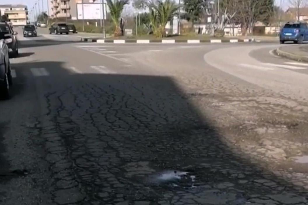 Vibo, il capogruppo del Pd denuncia lo stato della rete viaria di via ...