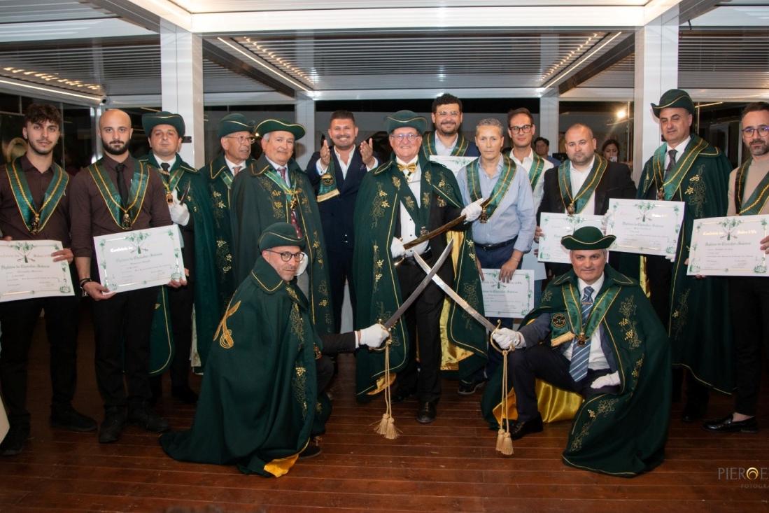 Il Riva di Falerna scelto da La Confréie du Sabre D'Or per ospitare il ...
