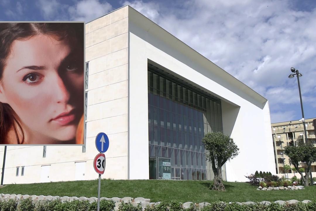 Teatro Greta Medini: un plebiscito per la violinista vibonese, i ...