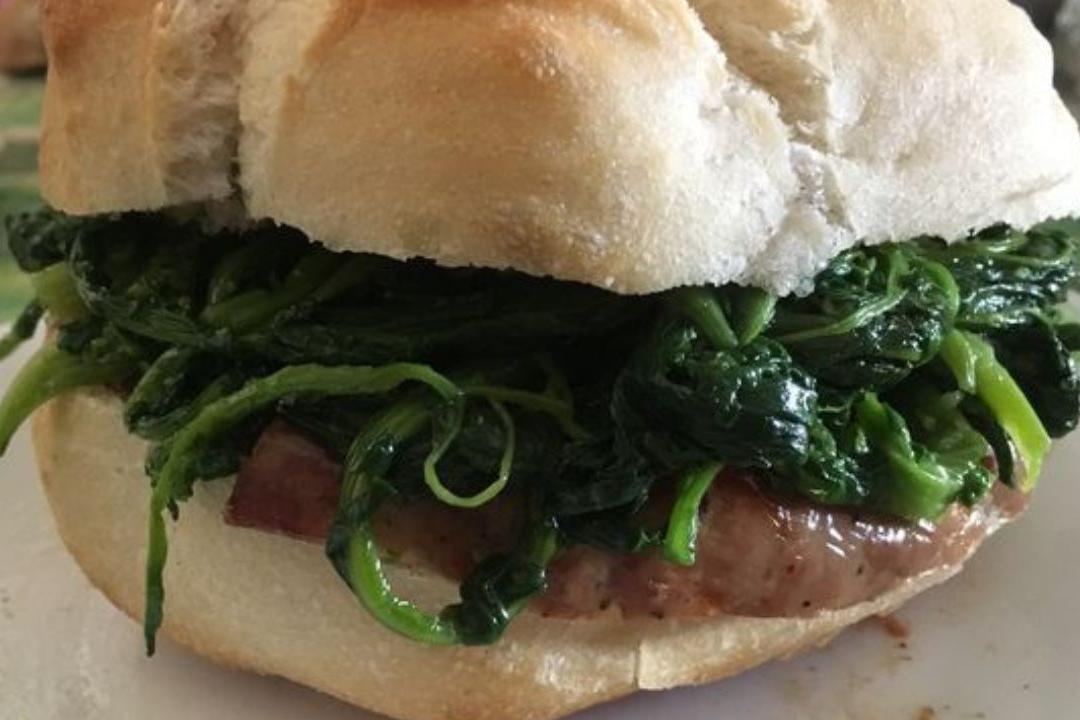 Cibo con botulino a Diamante: indagate tre persone