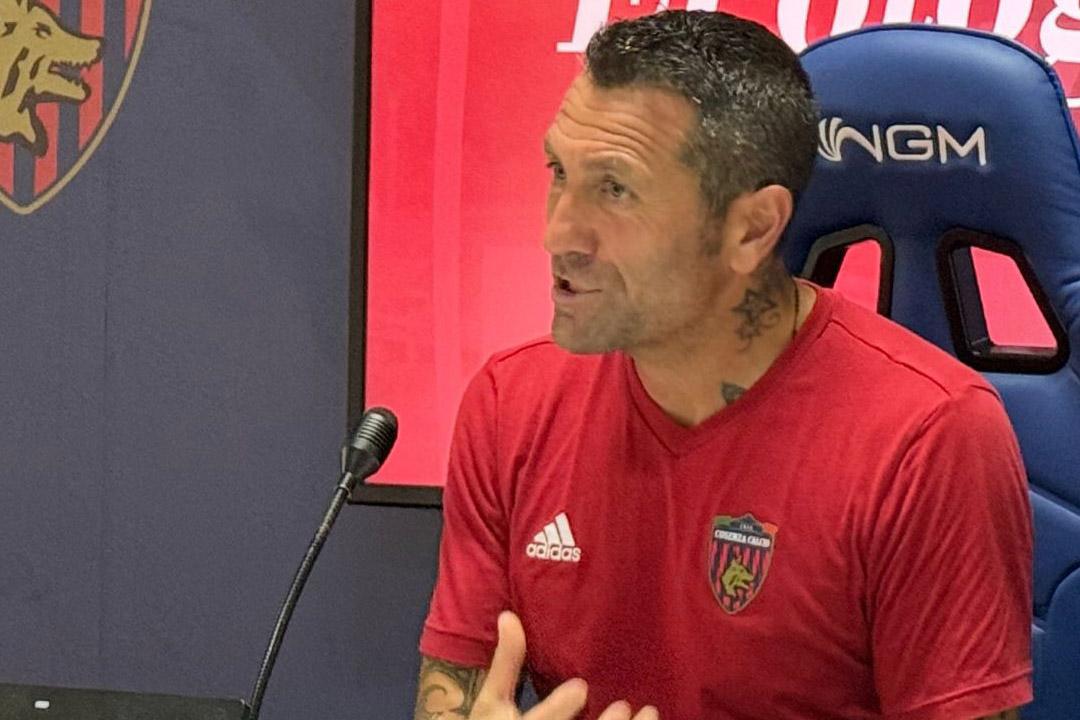 Cosenza, Buscè a Lupo: «Sue parole valgono zero per me»