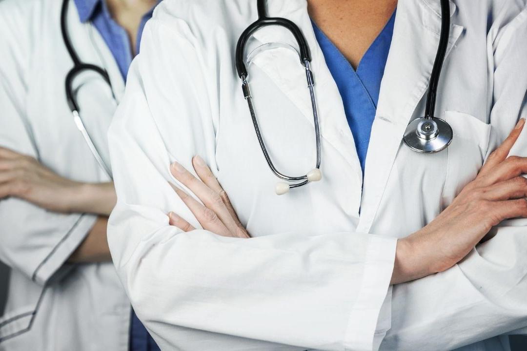 Vibo, paziente aggredisce la psichiatra di Moderata Durant e le sbatte ...