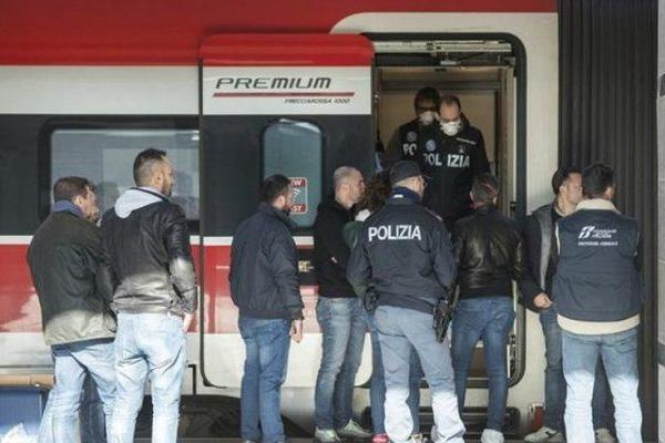 Aggredì donna sul Frecciarossa, Domenico Foti resta in carcere