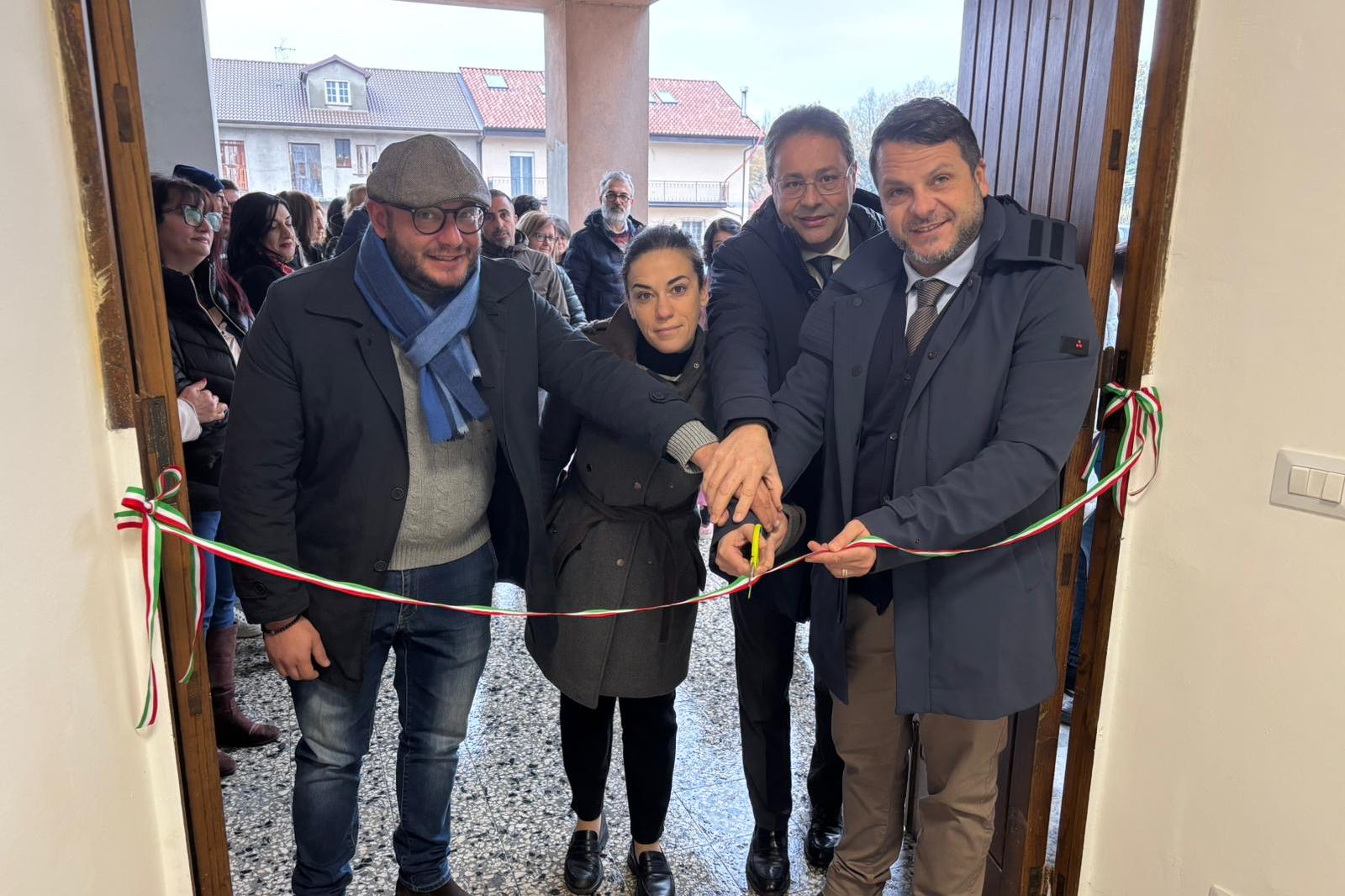 Inaugurata la nuova scuola dell’Infanzia a Simbario: un progetto che ...