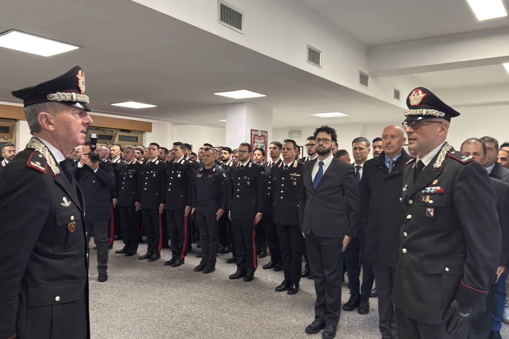 Il Generale di Brigata Riccardo Sciuto incontra i Carabinieri della ...