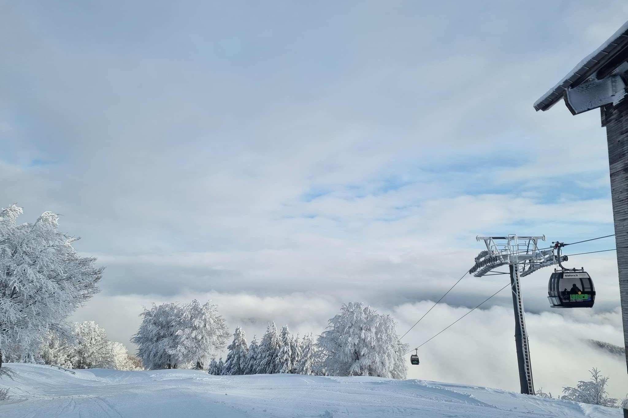 Lorica, piste da sci chiuse temporaneamente per poca neve