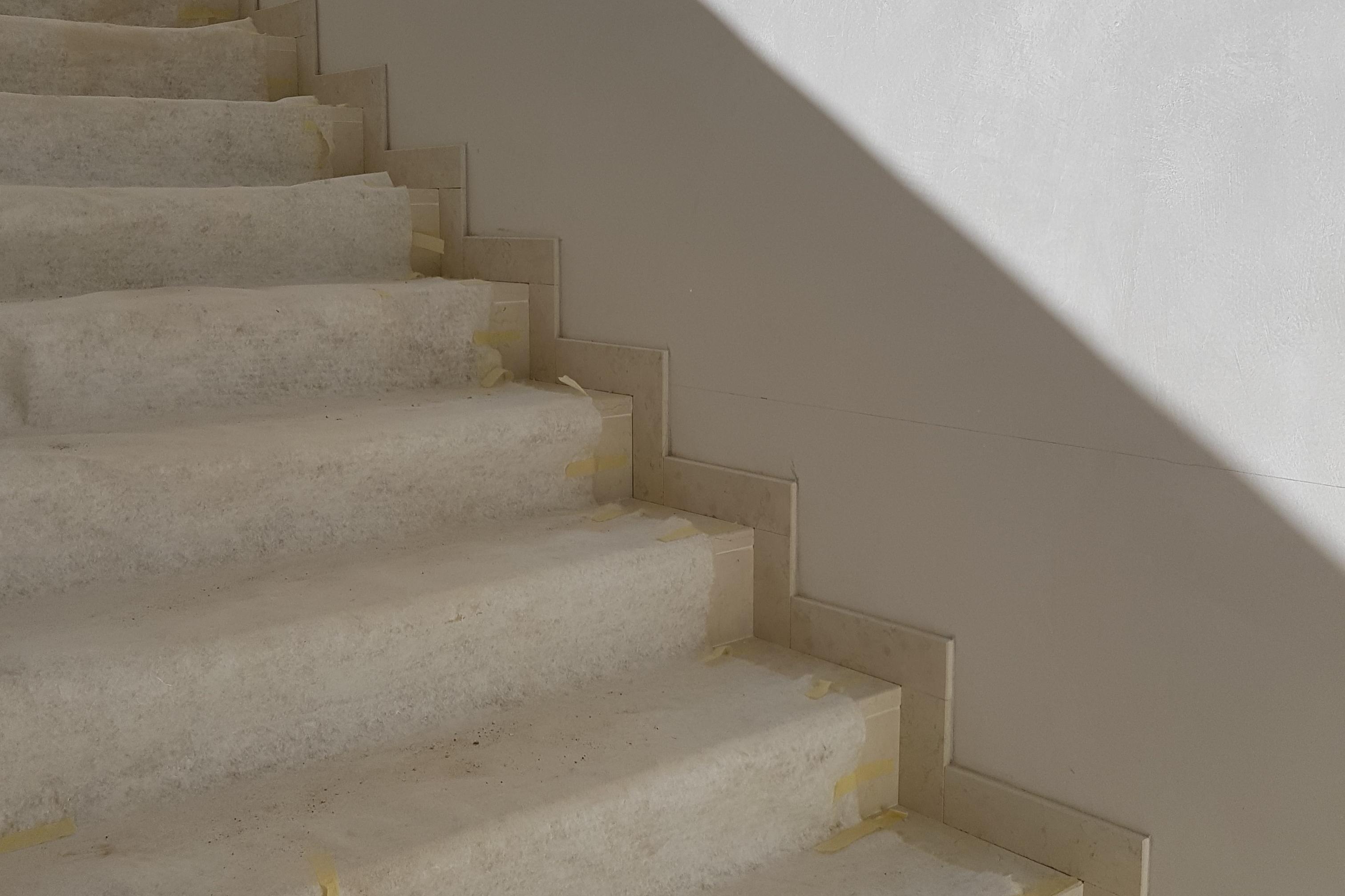 Le figlie ammalate non possono salire quattro rampe di scale: vedova ...