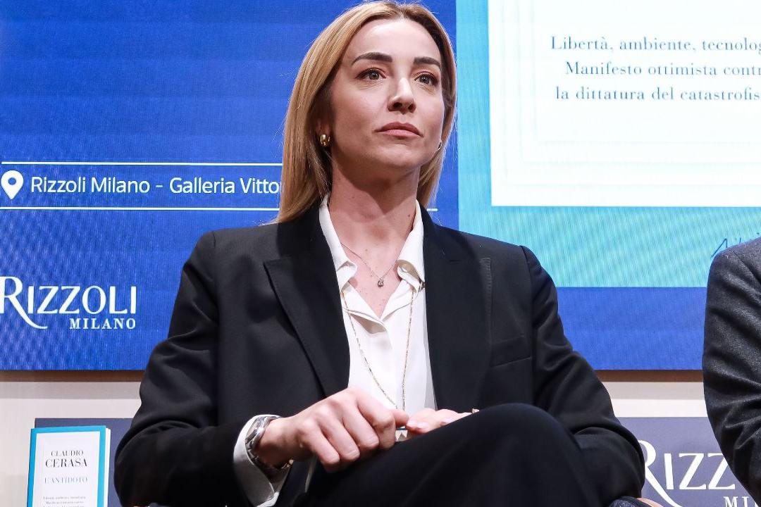Silvia Salis torna in scena: attorno a lei si muove già mezza Roma politica