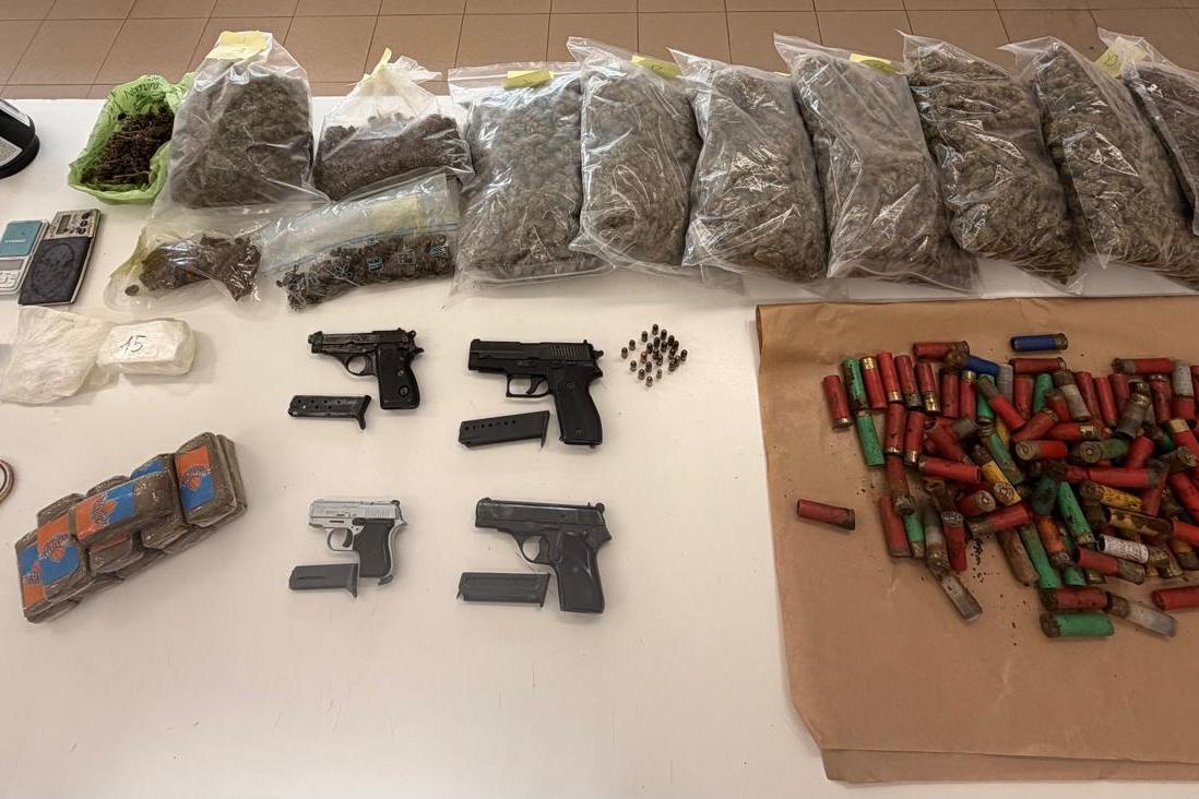 Francavilla Angitola, scoperto un deposito di droga e armi: arrestato ...