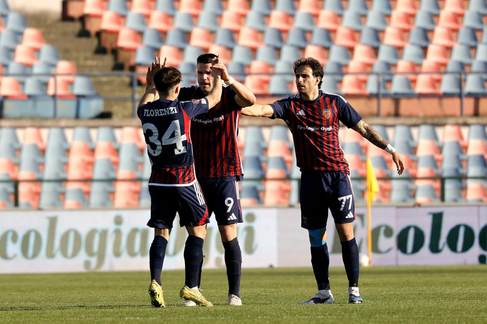 Cosenza Sorrento, le formazioni ufficiali della partita