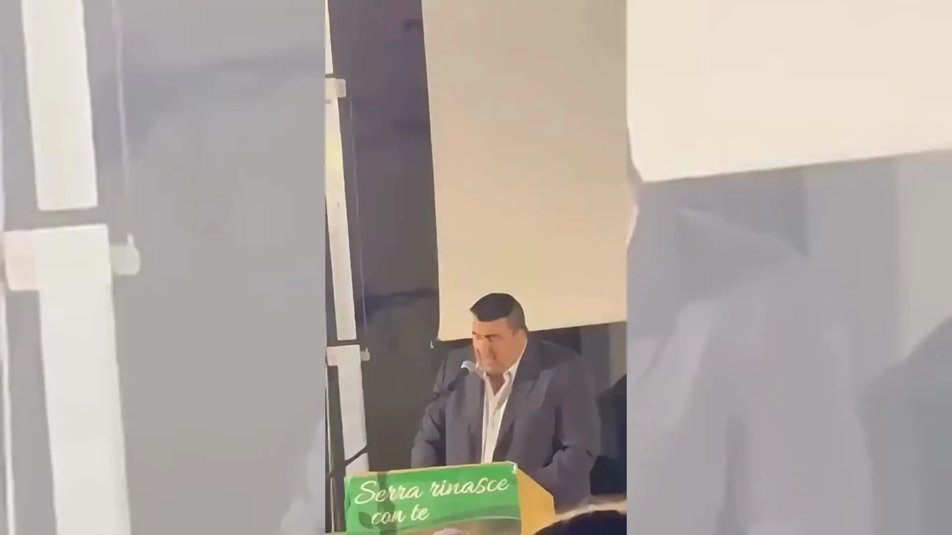 Le perle in dialetto nei comizi di Vito Regio